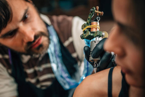 Guide To The Best Tattoo Gun For Beginners And Professionals
